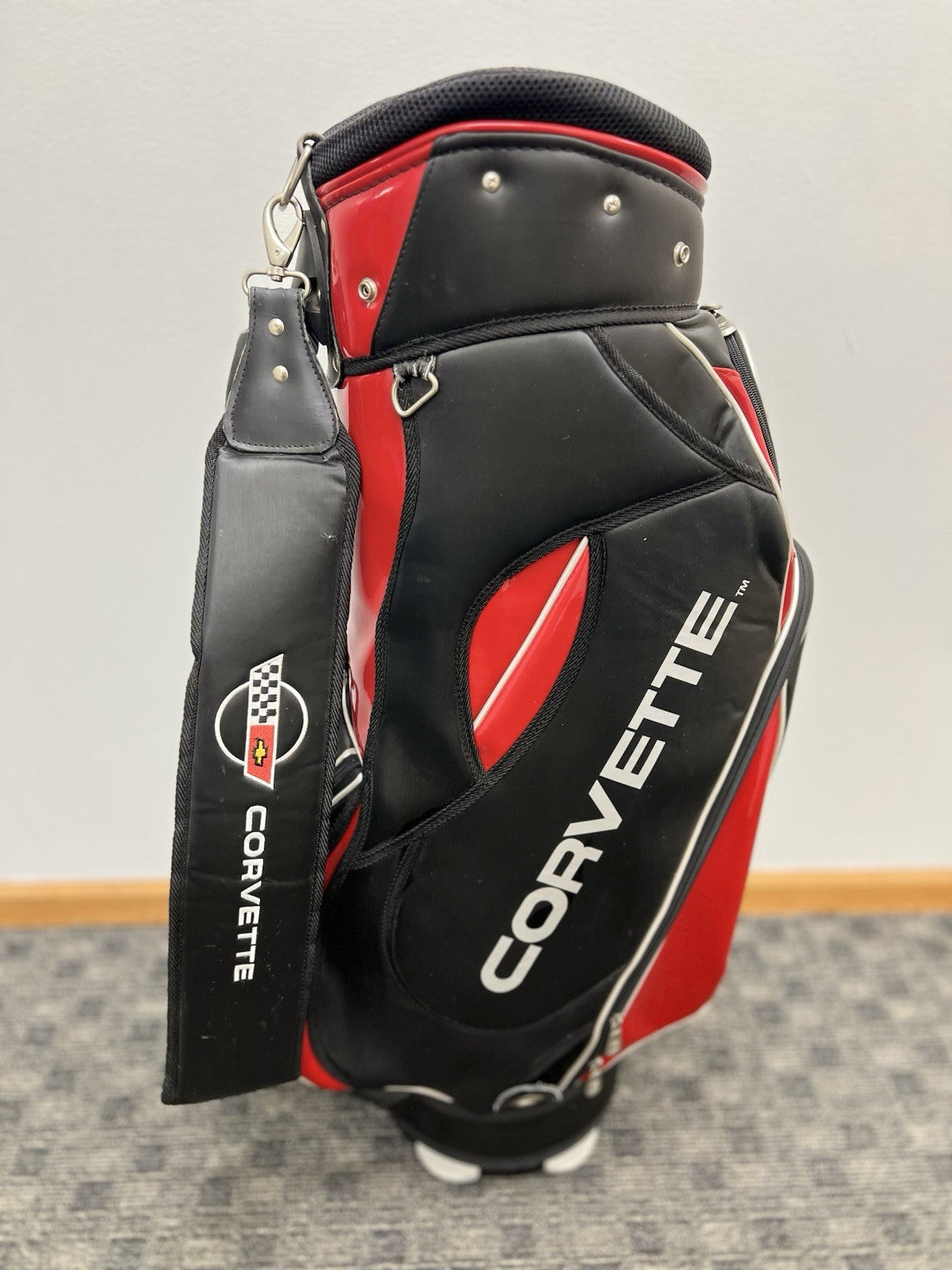 Chevrolet Corvette Golf Cart Bag Black/Red Single Strap 6-Way Top 5 Po ...